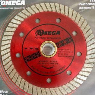 Omega tile cutting blade